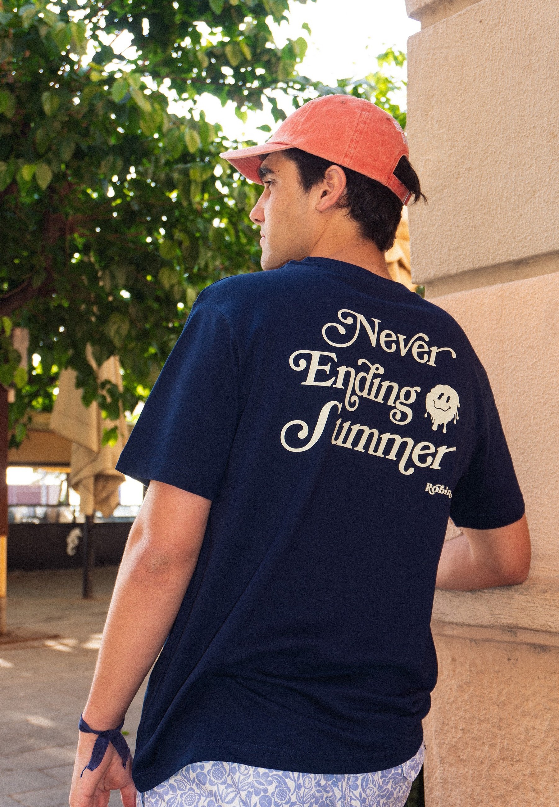 Never T-shirt | Robin Collection